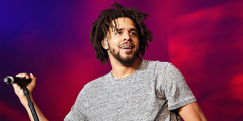 Rapper J. Cole lança nova música 'Snow on Tha Bluff'