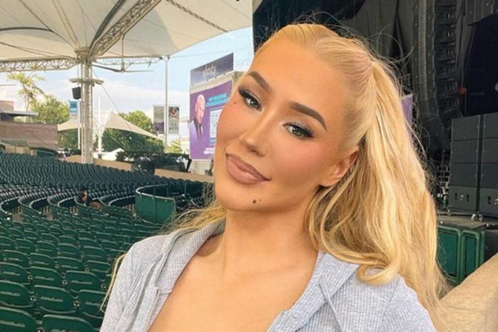 Rapper Iggy Azalea anuncia show no Brasil ainda neste ano