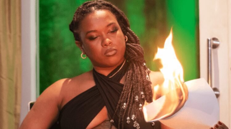 Mc Luanna lança música 'HSEH' retratando os sentimentos de uma mulher ...